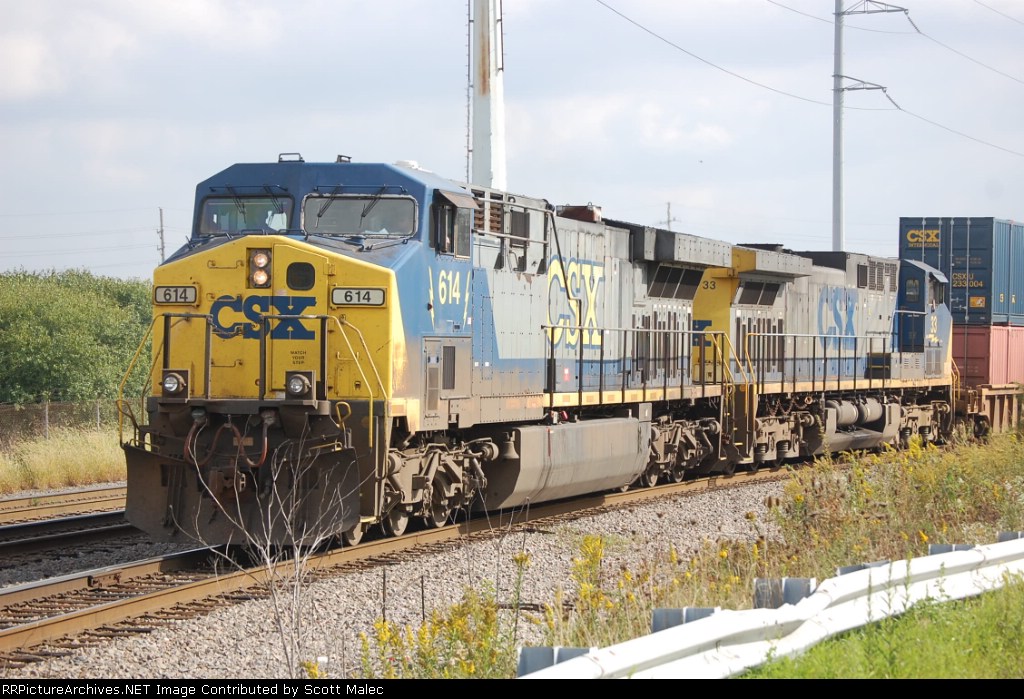 CSX 614 & 33